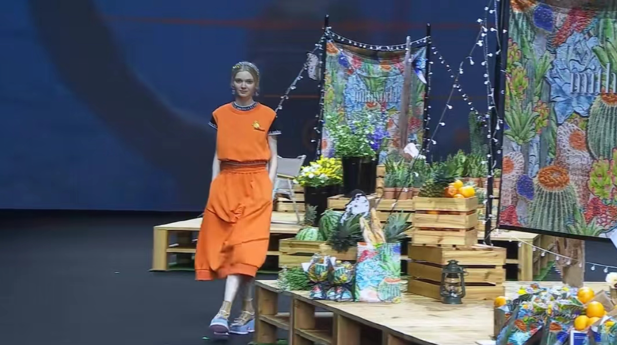 自由舞台：带你穿越 mithworld 沵媞的奇幻 Wonderland | 极客公园